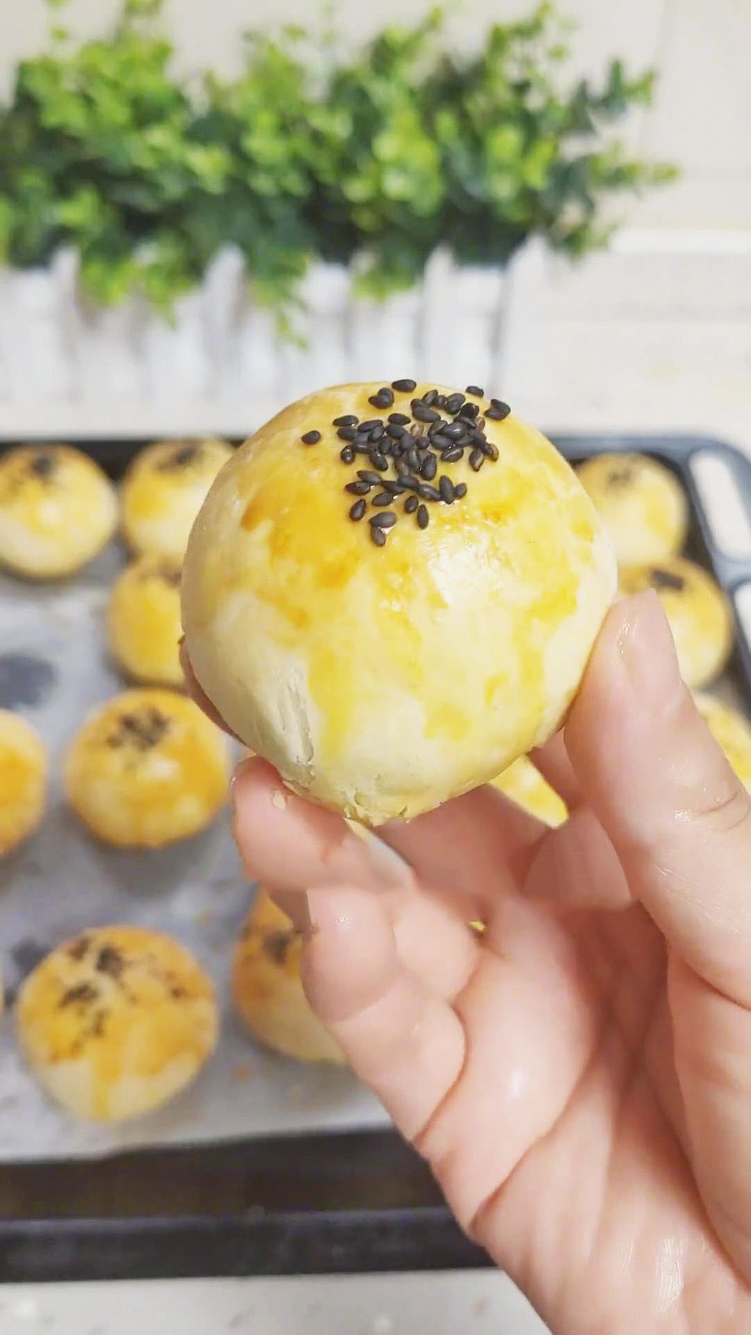 Golden Salted Egg Yolk Pastry (Dan Huang Su) - Nana With Chopstick