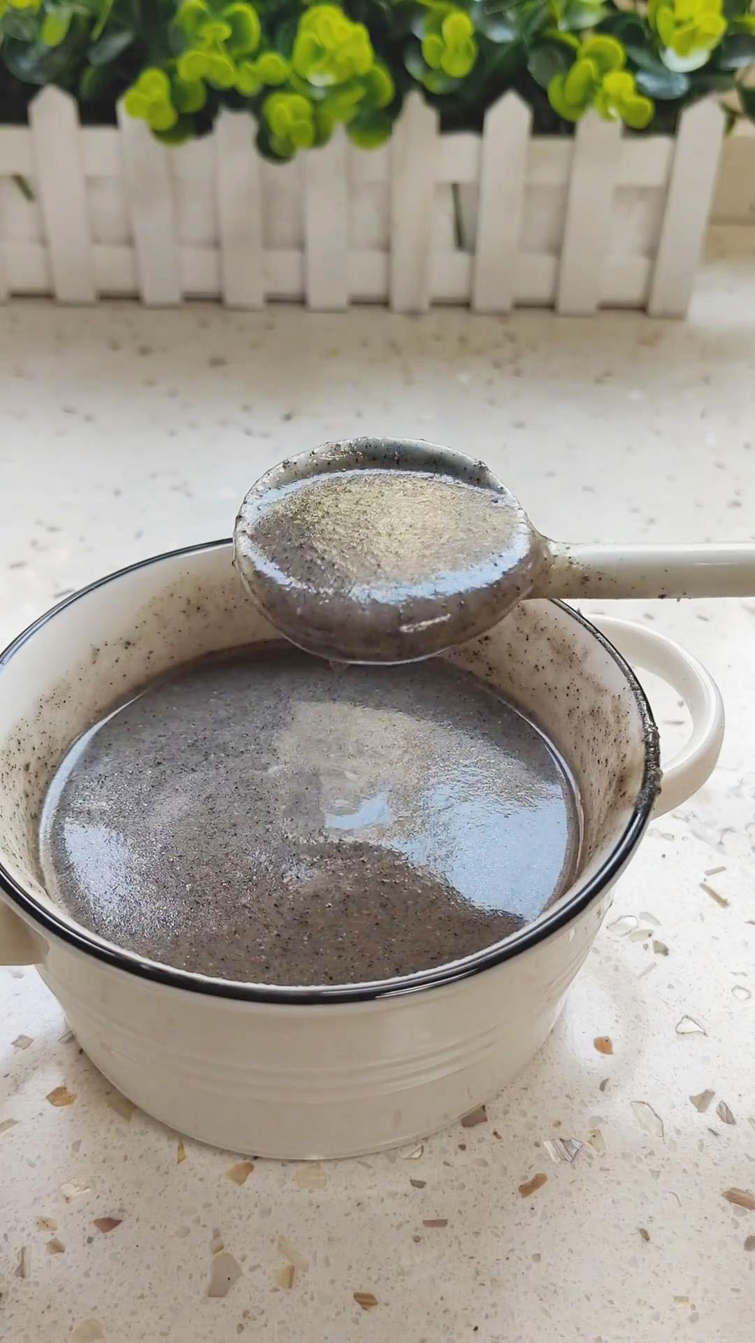 Black Sesame Soup - An Easy and Nutritious Classic - Nana With Chopstick