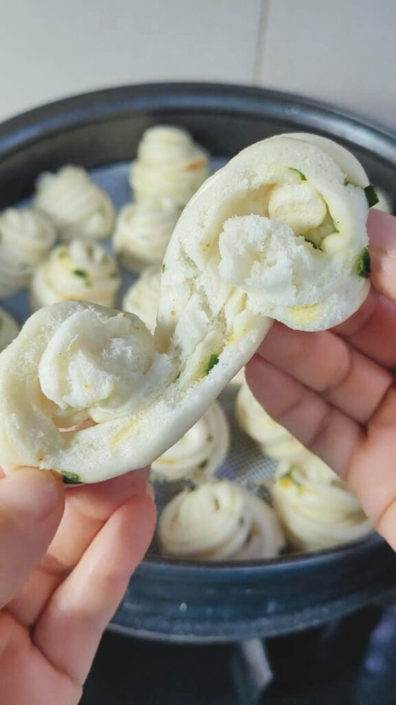 Chinese Flower Rolls - Hua Juan Recipe - Nana With Chopstick