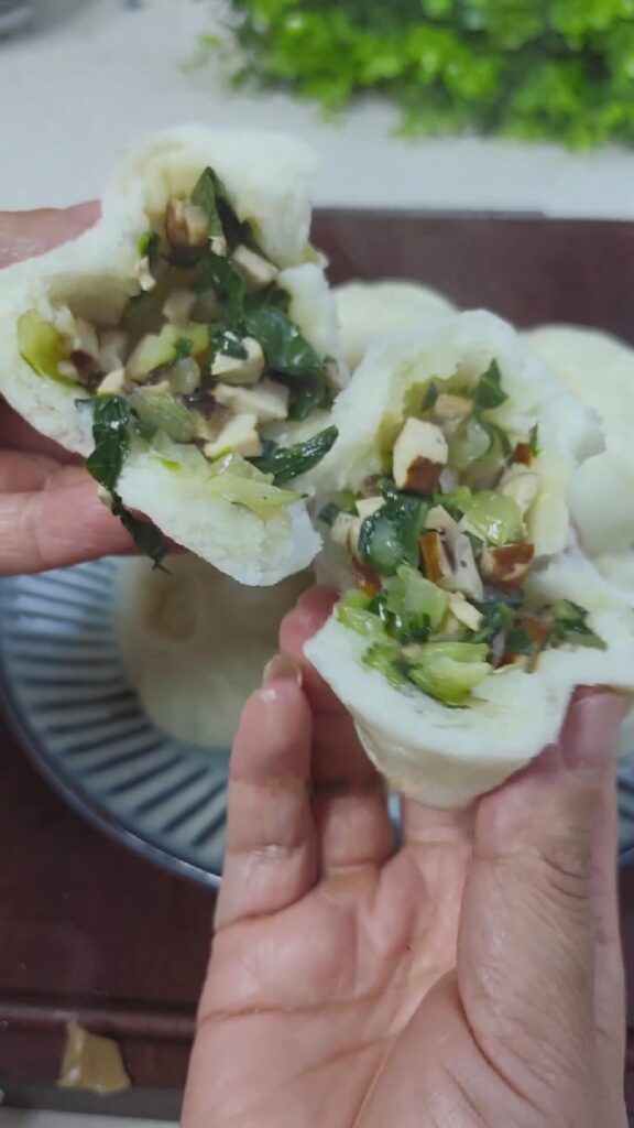 Fluffy Mushroom Steamed Buns (Vegan) - Nana With Chopstick
