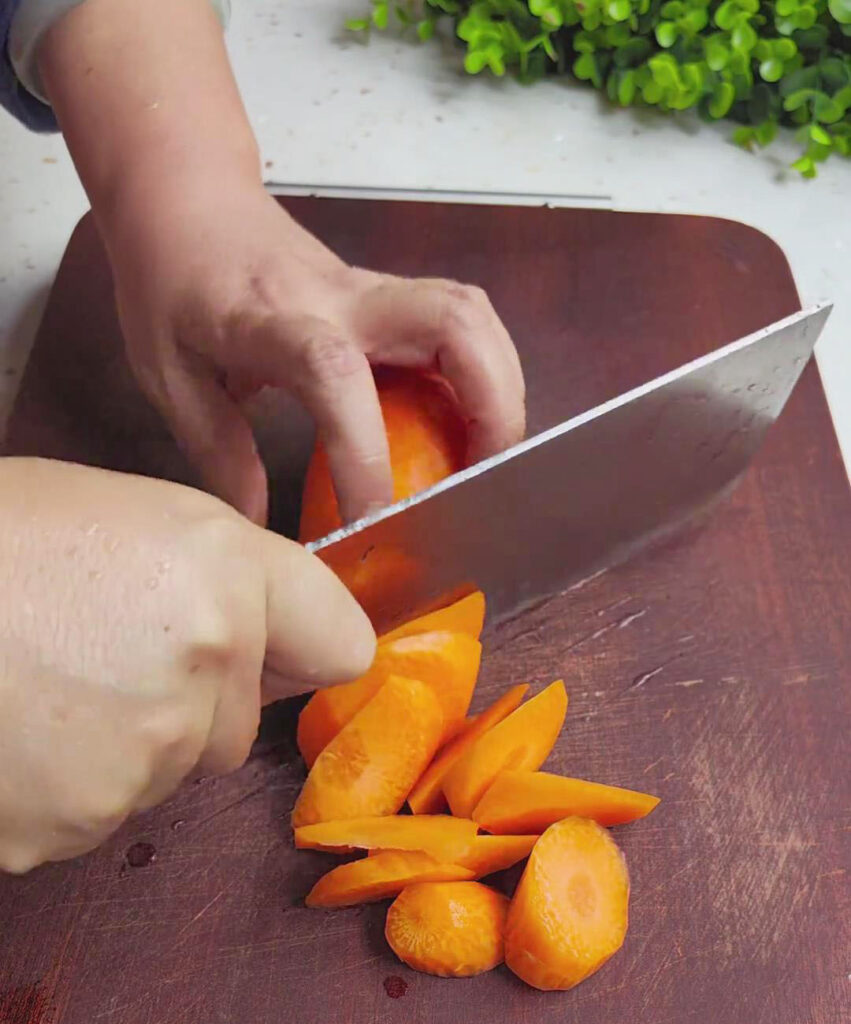 Steamed Carrot Buns or Mantou- Healthy and Delicious - Nana With Chopstick