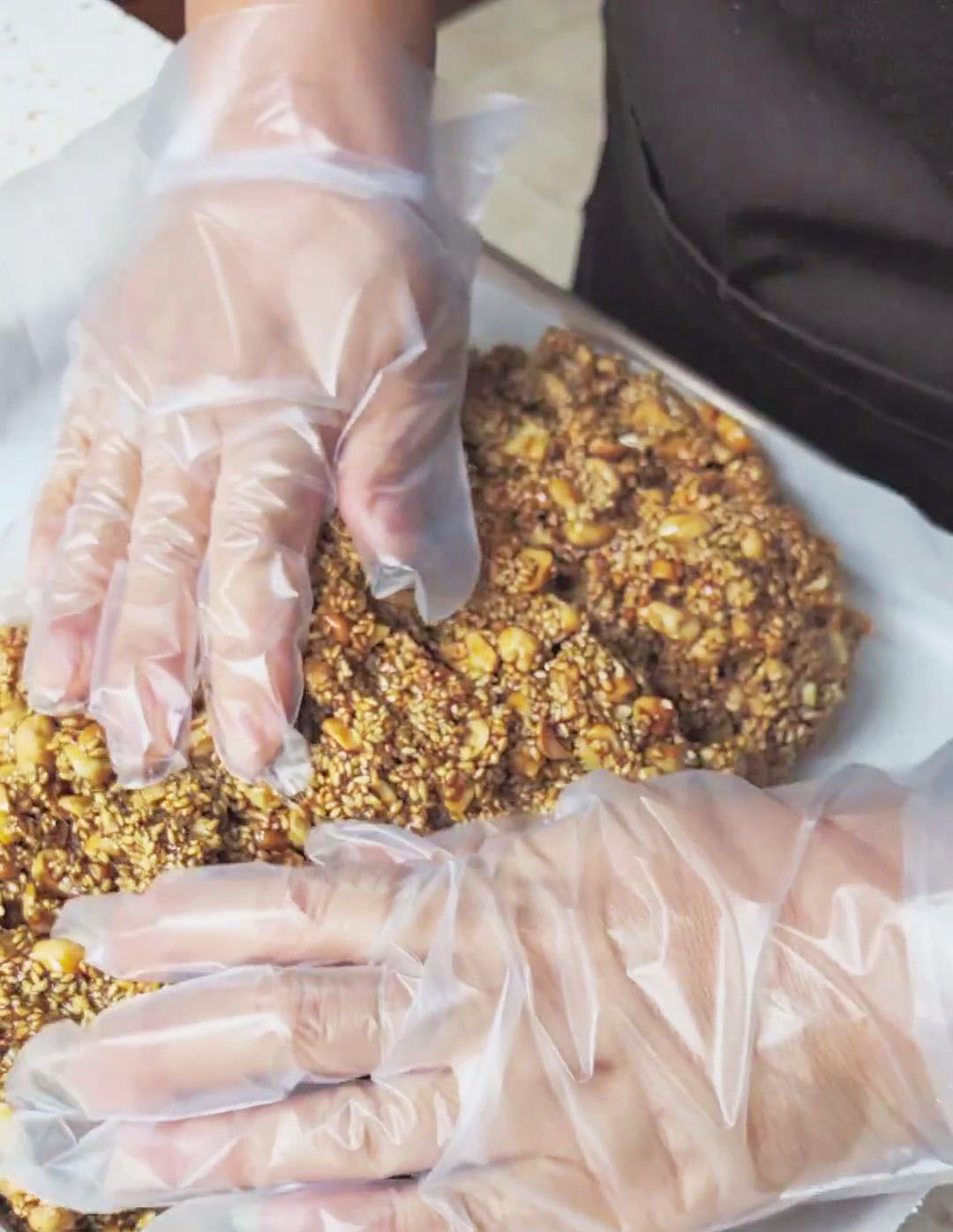 Sesame Peanut Brittle Recipe - Nana With Chopstick