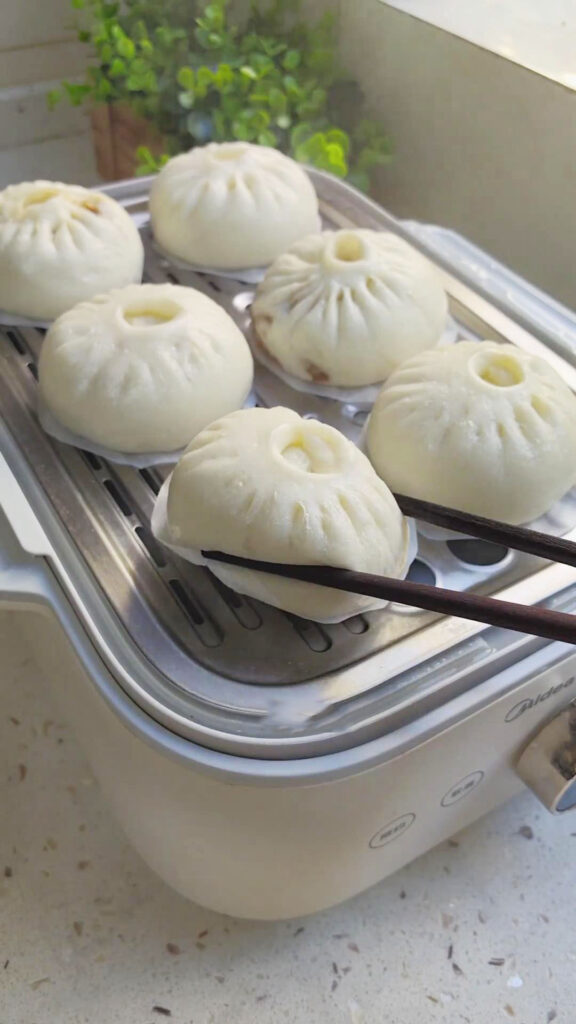 Steamed Beef Buns Recipe - Nana With Chopstick