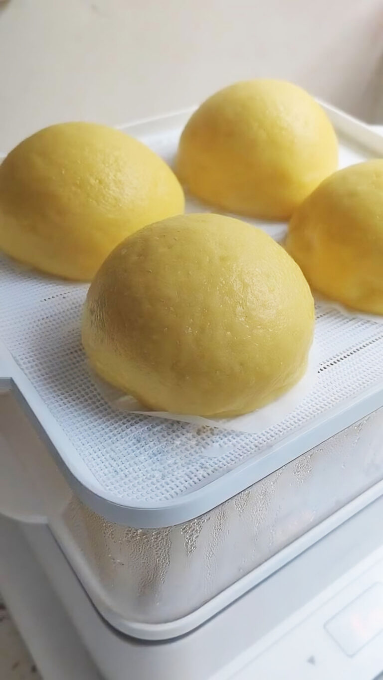 Chinese Steamed Cornbread (Wowo Tou) - Nana With Chopstick