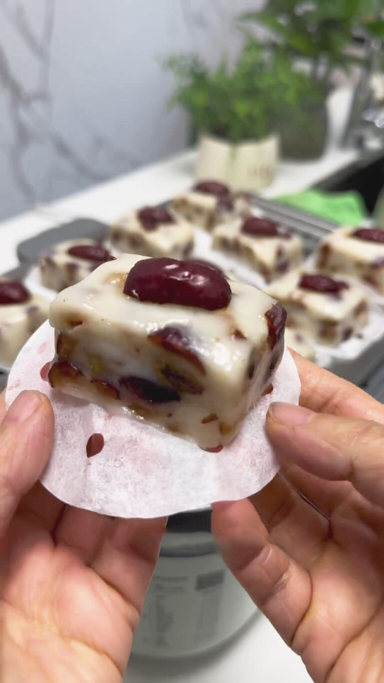 Steamed Red Date Cake Recipe - Nana With Chopstick