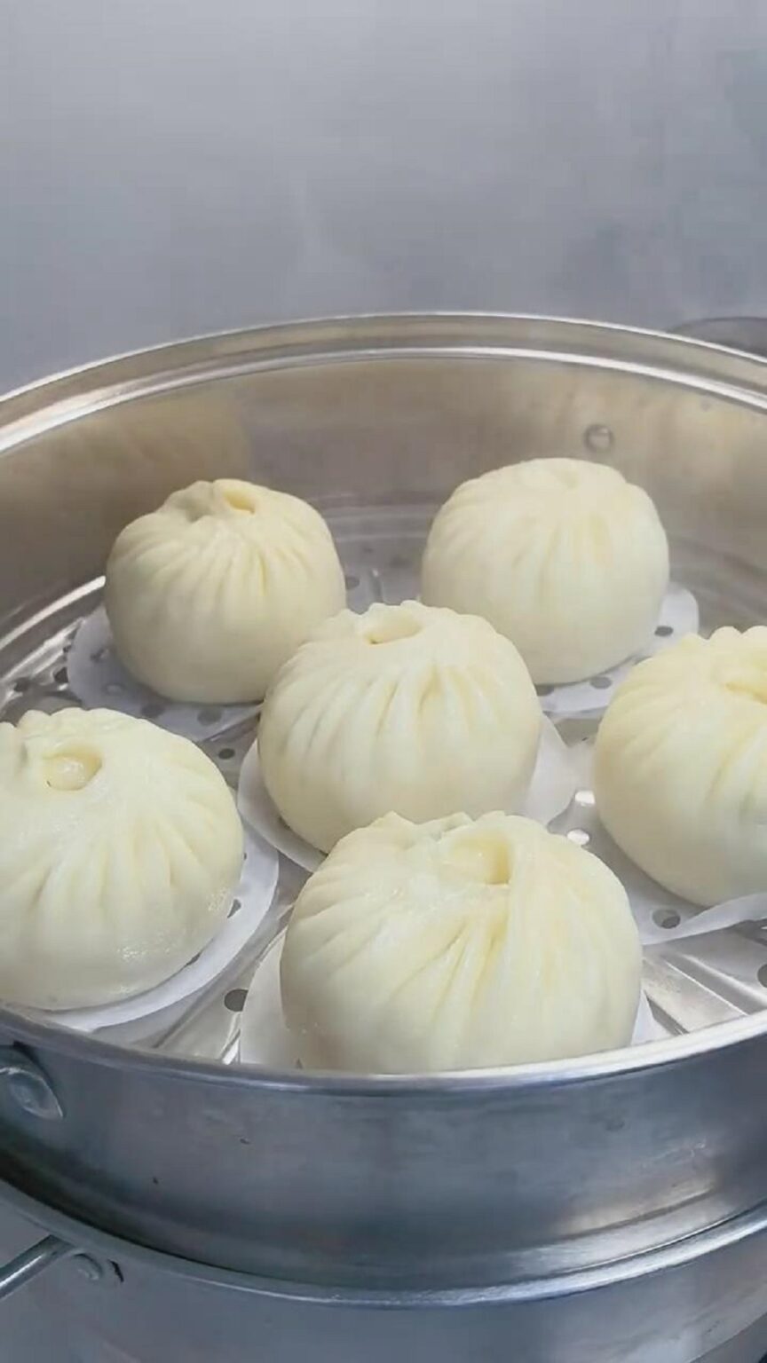 How to Make Fluffy Vegan Bao (No Meat Needed!) - Nana With Chopstick