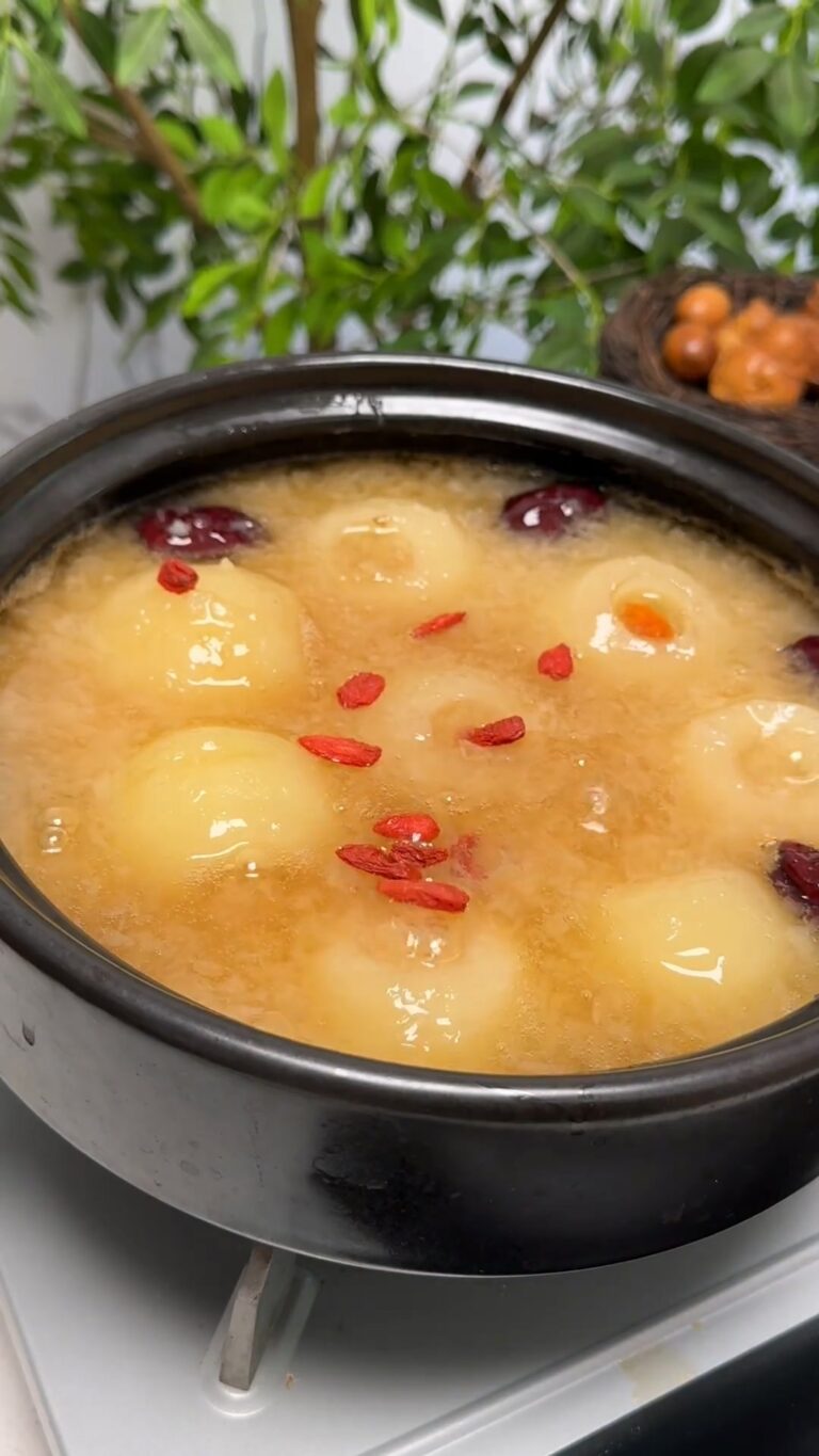Easy Chinese Snow Pear & White Fungus Dessert Soup - Nana With Chopstick